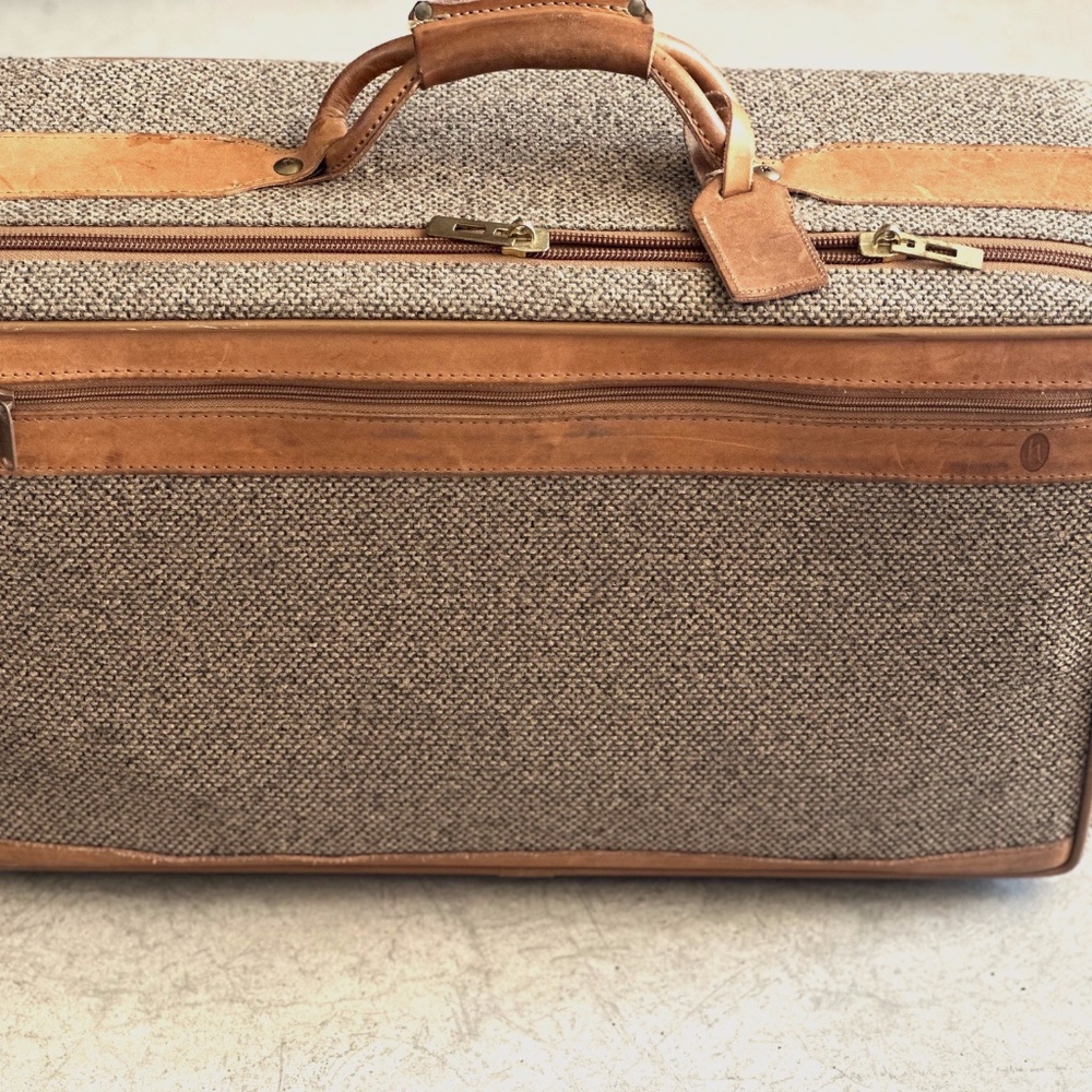 Hartmann Luggage Vintage Tweed And Leather Carry On S… - Gem